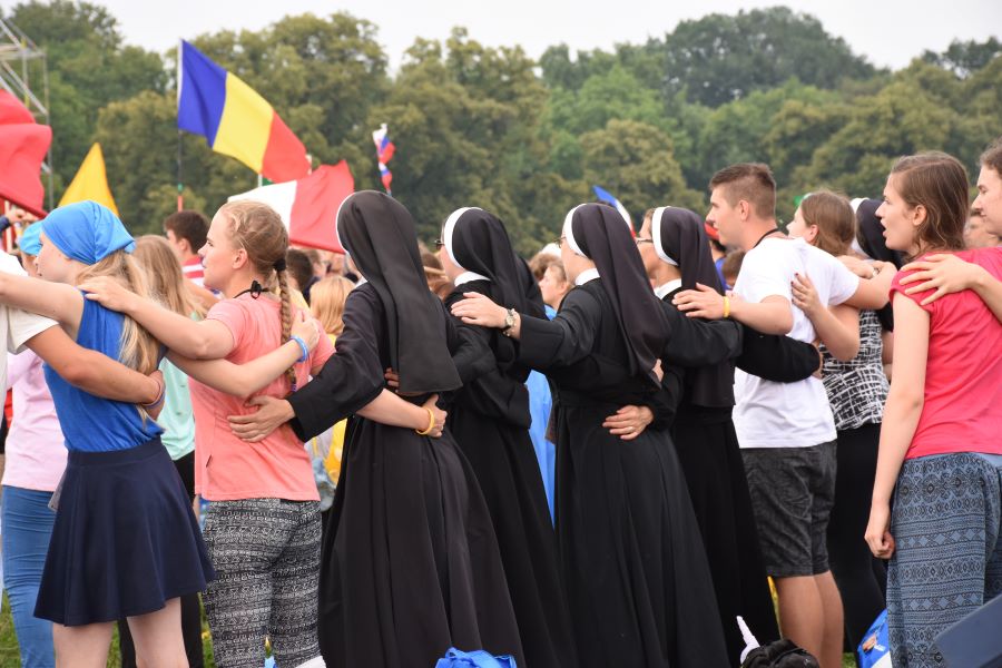 Afinal, o que é fraternidade? | Basílica de São Miguel Arcanjo